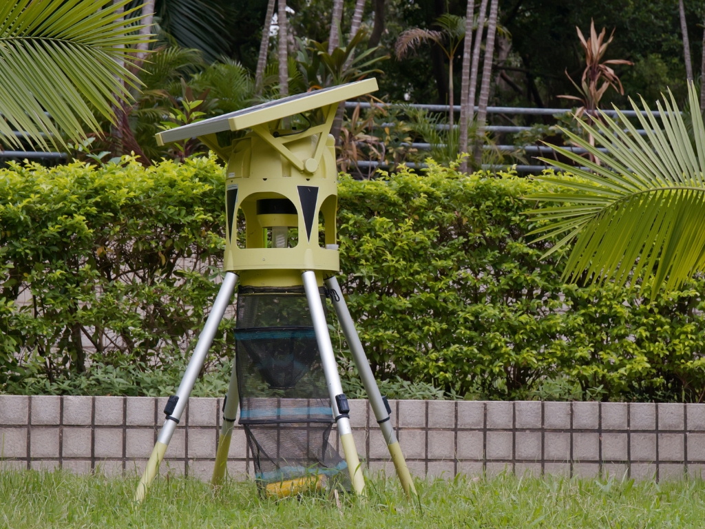 Mua đèn bắt côn trùng sử dụng có thực sự hiệu quả? - dienmayhtech.com ...