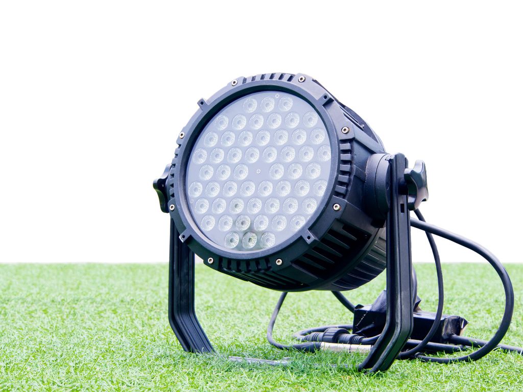 Top 4 loại bóng đèn siêu sáng phù hợp lắp đặt các công trình to lớn ...